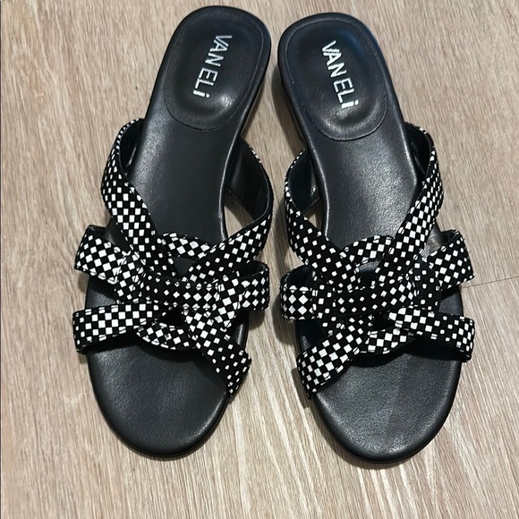 Vaneli | Shoes | Vaneli Black And White Crisscross Sandals | Poshmark